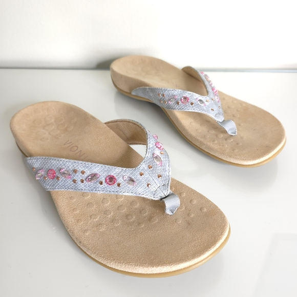 Vionic | Shoes | Vionic Lucia Crystal Embellished Orthotic Flip Flop ...